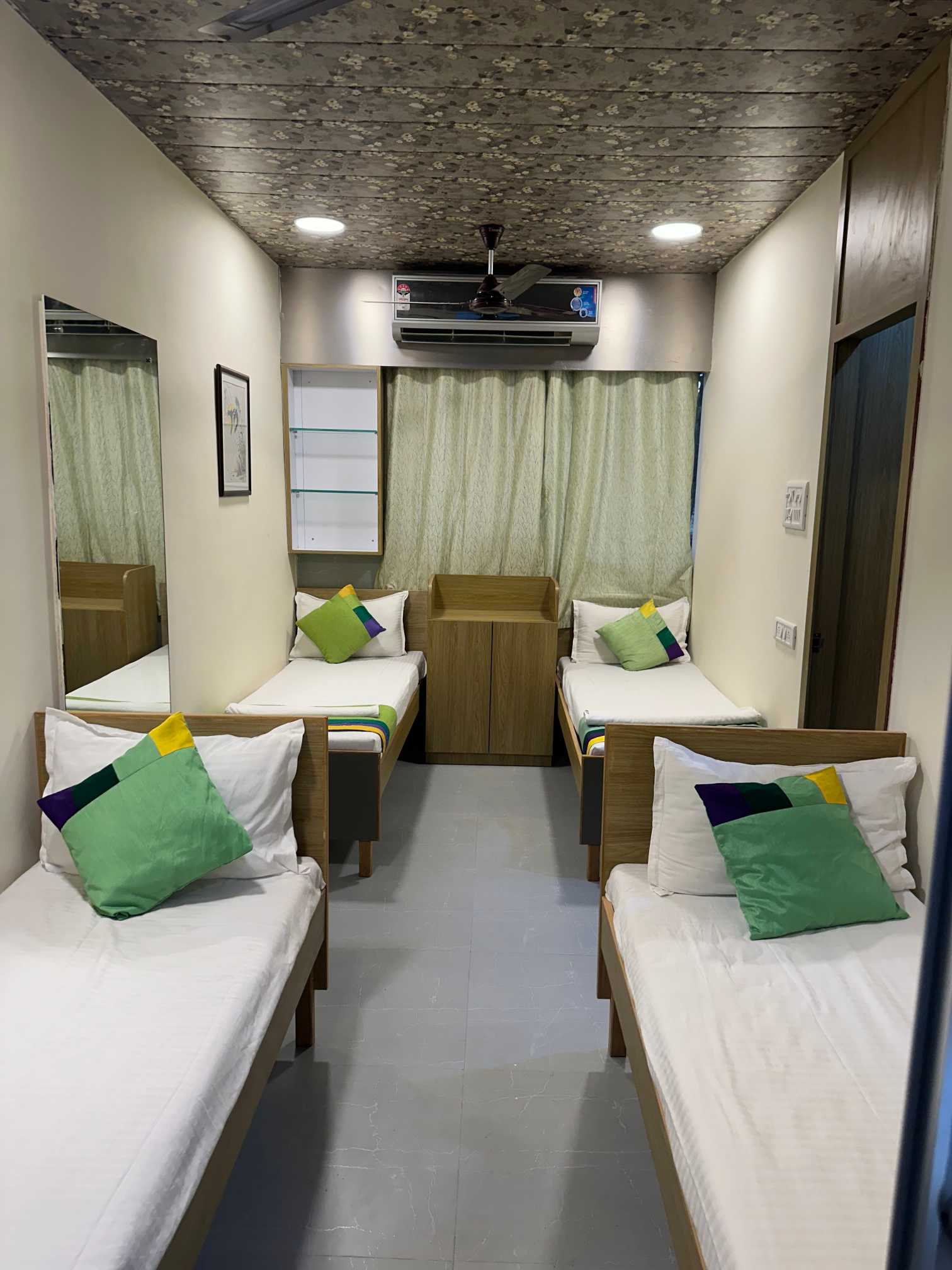 Hotel Near IIT Bombay Main Gate | Budget Rooms Powai Mumbai | Zest ...